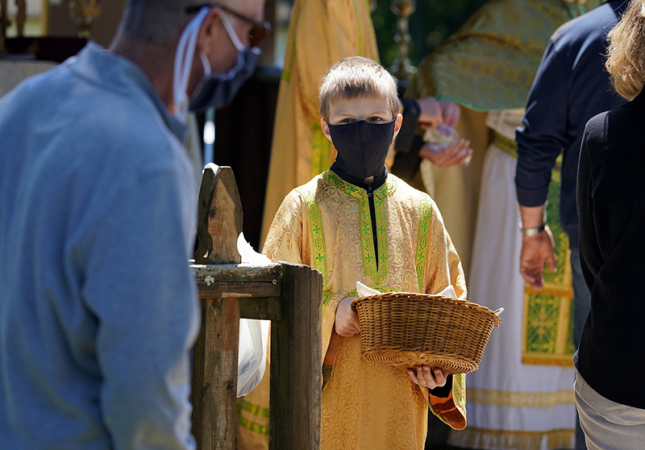 Becoming more human through almsgiving | Diocese of Saginaw